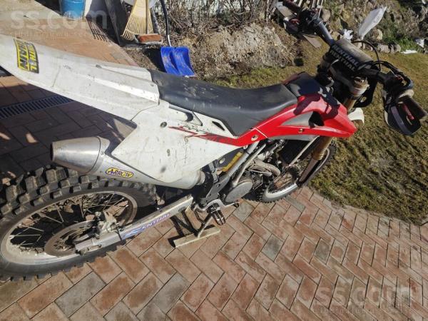 Husqvarna TE 510 2007 in Daugavpils, with an engine capacity of 0.50 L and mileage of 0 thousand km for 1800 €, photo 3 on AUTOMOTO.COM.LV