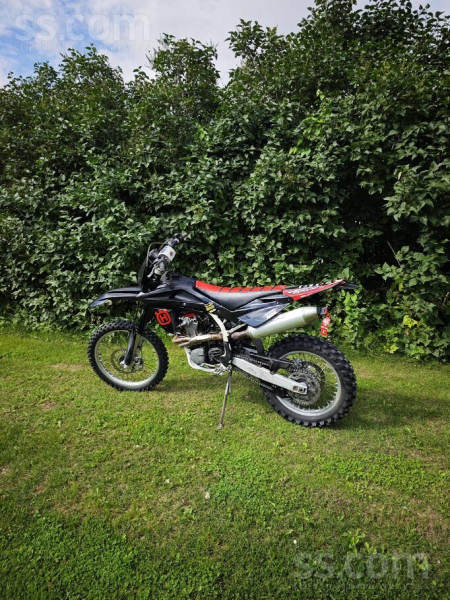 Husqvarna TE 510 2011 Rīga, ar dzinēja tilpumu 0.50 L un nobraukumu 0 tūkst. km par 1700 €, foto 1 vietnē AUTOMOTO.COM.LV