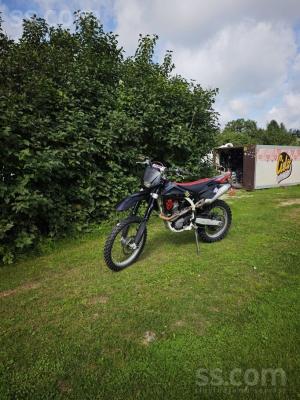 Husqvarna TE 510 2011 Rīga, ar dzinēja tilpumu 0.50 L un nobraukumu 0 tūkst. km par 1700 €, foto 4 vietnē AUTOMOTO.COM.LV