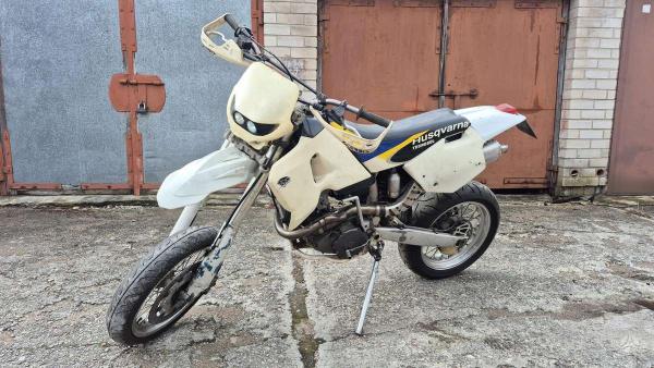 Husqvarna TE 1995 Klaipėda, ar dzinēja tilpumu 0.61 L un nobraukumu 10 tūkst. km par 1200 €, foto 1 vietnē AUTOMOTO.COM.LV