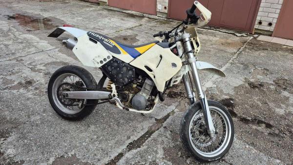Husqvarna TE 1995 Klaipėda, ar dzinēja tilpumu 0.61 L un nobraukumu 10 tūkst. km par 1200 €, foto 2 vietnē AUTOMOTO.COM.LV