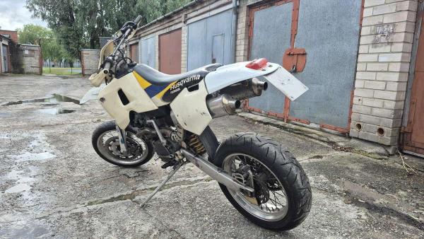 Husqvarna TE 1995 Klaipėda, ar dzinēja tilpumu 0.61 L un nobraukumu 10 tūkst. km par 1200 €, foto 4 vietnē AUTOMOTO.COM.LV