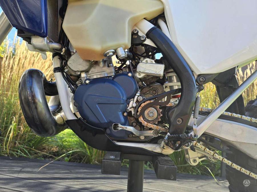 Husqvarna TE 2019 Viļņa, ar dzinēja tilpumu 0.25 L un nobraukumu 9 tūkst. km par 4600 €, foto 9 vietnē AUTOMOTO.COM.LV