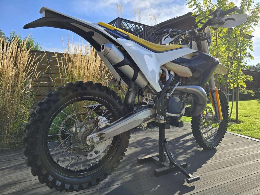 Husqvarna TE 2019 Viļņa, ar dzinēja tilpumu 0.25 L un nobraukumu 9 tūkst. km par 4600 €, foto 11 vietnē AUTOMOTO.COM.LV