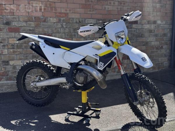 Husqvarna TE 2025 in Riga, with an engine capacity of 0.25 L and mileage of 0 thousand km for 8100 €, photo 1 on AUTOMOTO.COM.LV