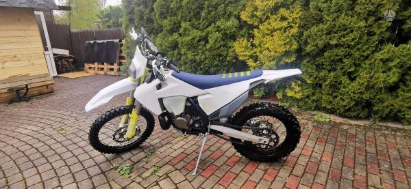 Balts Husqvarna TE 2019 Jūrmala, ar dzinēja tilpumu 0.30 L un nobraukumu 2 tūkst. km par 4800 €, foto 2 vietnē AUTOMOTO.COM.LV