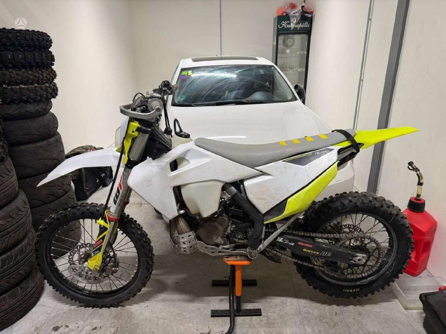 Balts Husqvarna TE 2022 Viļņa, ar dzinēja tilpumu 0.30 L un nobraukumu 195 tūkst. km par 5900 €, foto 2 vietnē AUTOMOTO.COM.LV