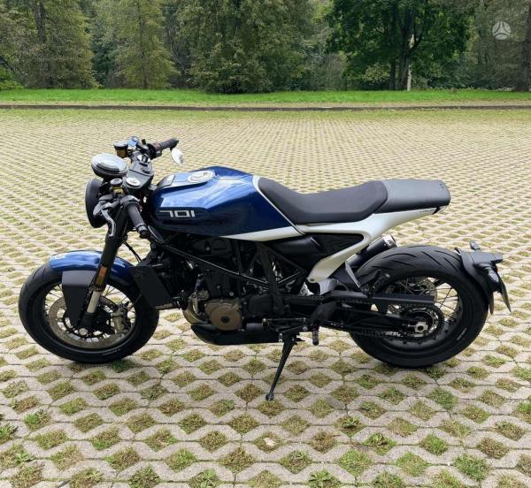 Blue Husqvarna Vitpilen 2020 in Vilnius, with an engine capacity of 0.69 L and mileage of 6 thousand km for 6300 €, photo 5 on AUTOMOTO.COM.LV