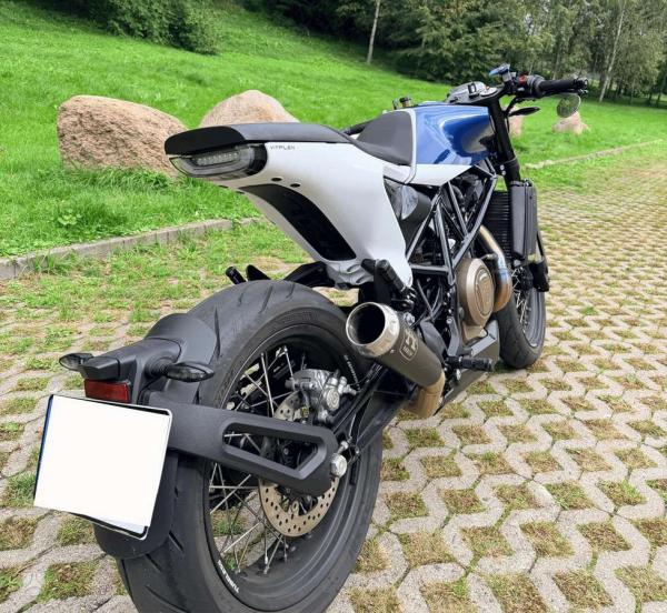 Blue Husqvarna Vitpilen 2020 in Vilnius, with an engine capacity of 0.69 L and mileage of 6 thousand km for 6300 €, photo 8 on AUTOMOTO.COM.LV