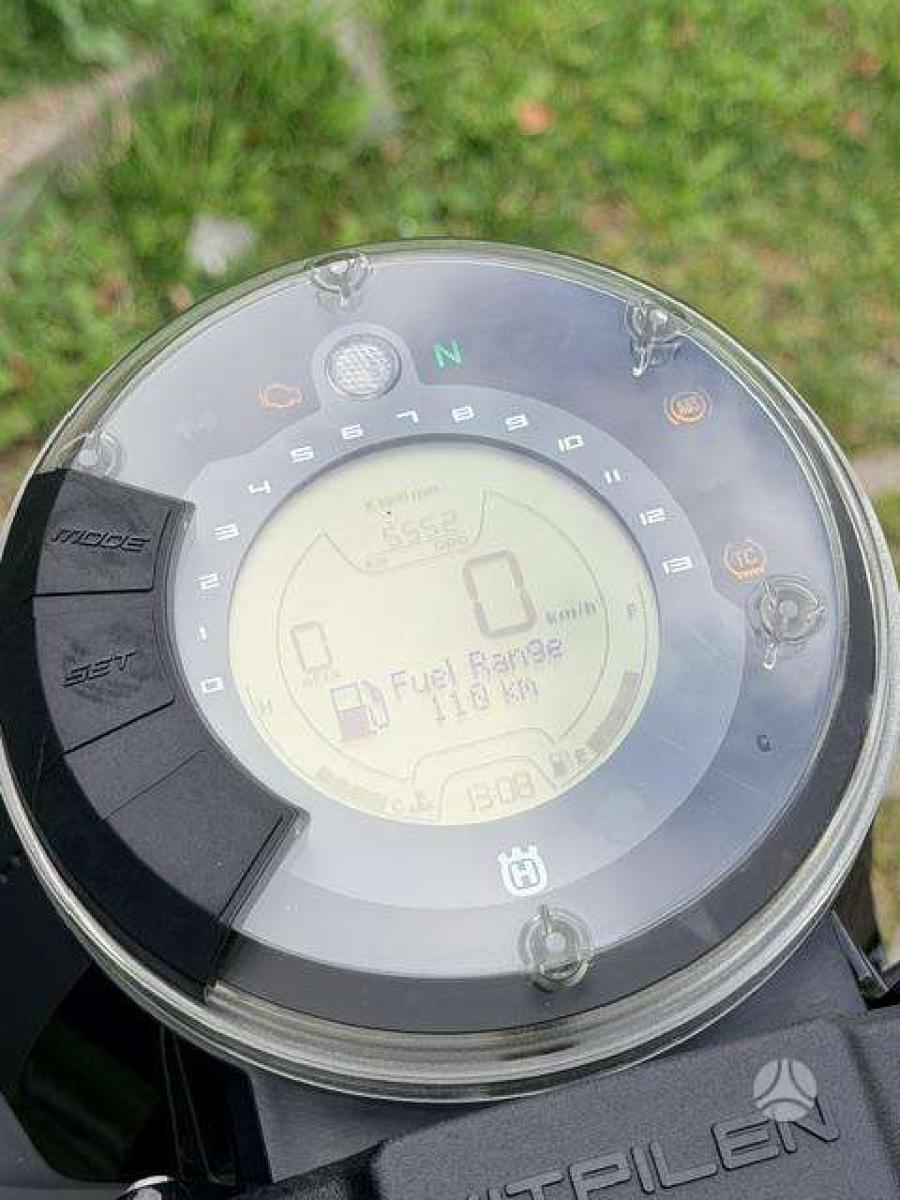 Blue Husqvarna Vitpilen 2020 in Vilnius, with an engine capacity of 0.69 L and mileage of 6 thousand km for 6300 €, photo 16 on AUTOMOTO.COM.LV
