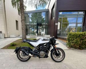 Husqvarna Vitpilen 2021 in Klaipeda, with an engine capacity of 0.40 L and mileage of 14 thousand km for 2550 €, photo 3 on AUTOMOTO.COM.LV