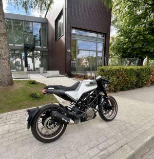 Husqvarna Vitpilen 2021 in Klaipeda, with an engine capacity of 0.40 L and mileage of 14 thousand km for 2550 €, photo 4 on AUTOMOTO.COM.LV