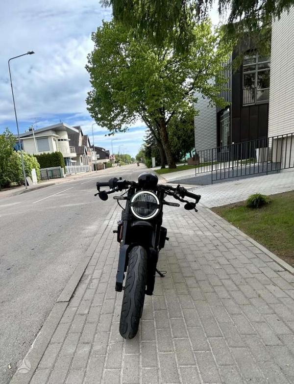 Husqvarna Vitpilen 2021 in Klaipeda, with an engine capacity of 0.40 L and mileage of 14 thousand km for 2550 €, photo 8 on AUTOMOTO.COM.LV