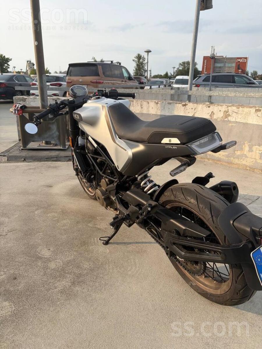 Husqvarna Vitpilen 2021 Rīga, ar dzinēja tilpumu 0.37 L un nobraukumu 0 tūkst. km par 3500 €, foto 3 vietnē AUTOMOTO.COM.LV
