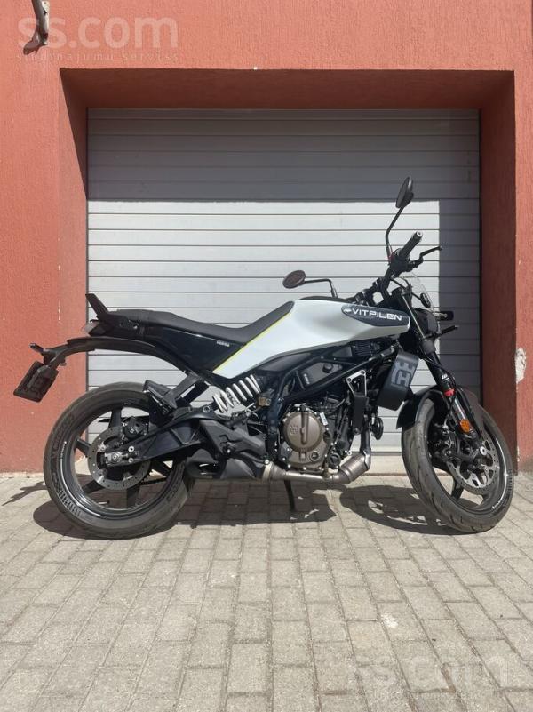 Husqvarna Vitpilen 2024 in Riga, with an engine capacity of 0.13 L and mileage of 0 thousand km for 2200 €, photo 2 on AUTOMOTO.COM.LV
