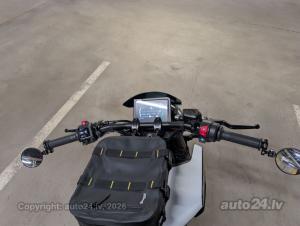 Balts Husqvarna Vitpilen 2025 Tallina, ar dzinēja tilpumu 0.40 L un nobraukumu 4 tūkst. km par 5000 €, foto 7 vietnē AUTOMOTO.COM.LV