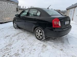 Melns Hyundai Accent 2008 Rīga, ar dzinēja tilpumu 1.60 L un nobraukumu 147 tūkst. km par 1200 €, foto 2 vietnē AUTOMOTO.COM.LV