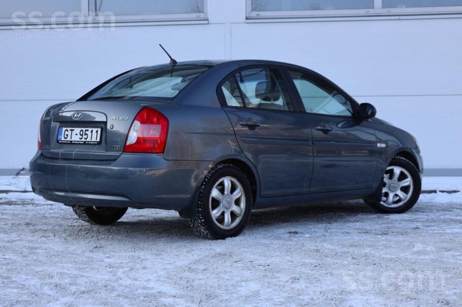 Blue Hyundai Accent 2007 in Riga, with an engine capacity of 1.60 L and mileage of 0 thousand km for 1495 €, photo 6 on AUTOMOTO.COM.LV