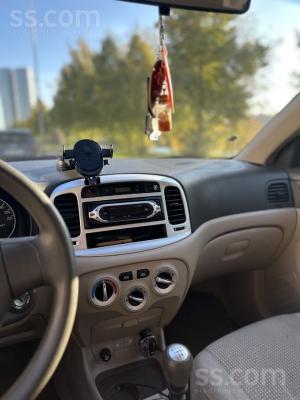 Zaļš Hyundai Accent 2006 Rīga, ar dzinēja tilpumu 1.60 L un nobraukumu 164 tūkst. km par 1850 €, foto 10 vietnē AUTOMOTO.COM.LV