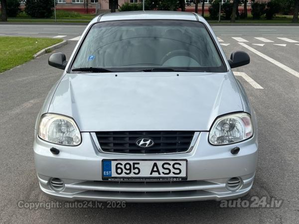 Pelēks Hyundai Accent 2004 Narva, ar dzinēja tilpumu 1.30 L un nobraukumu 101 tūkst. km par 1499 €, foto 2 vietnē AUTOMOTO.COM.LV
