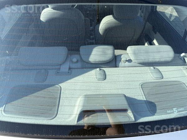 Grey Hyundai Accent 2007 in Ogre, with an engine capacity of 1.60 L and mileage of 190 thousand km for 1900 €, photo 8 on AUTOMOTO.COM.LV