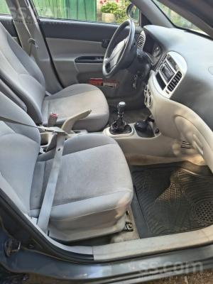 Pelēks Hyundai Accent 2008 Rīga, ar dzinēja tilpumu 1.60 L un nobraukumu 187 tūkst. km par 1700 €, foto 11 vietnē AUTOMOTO.COM.LV