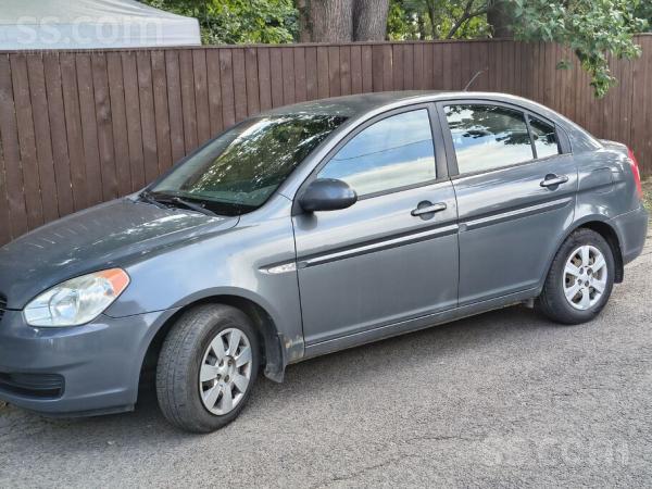 Pelēks Hyundai Accent 2008 Rīga, ar dzinēja tilpumu 1.60 L un nobraukumu 187 tūkst. km par 1700 €, foto 3 vietnē AUTOMOTO.COM.LV