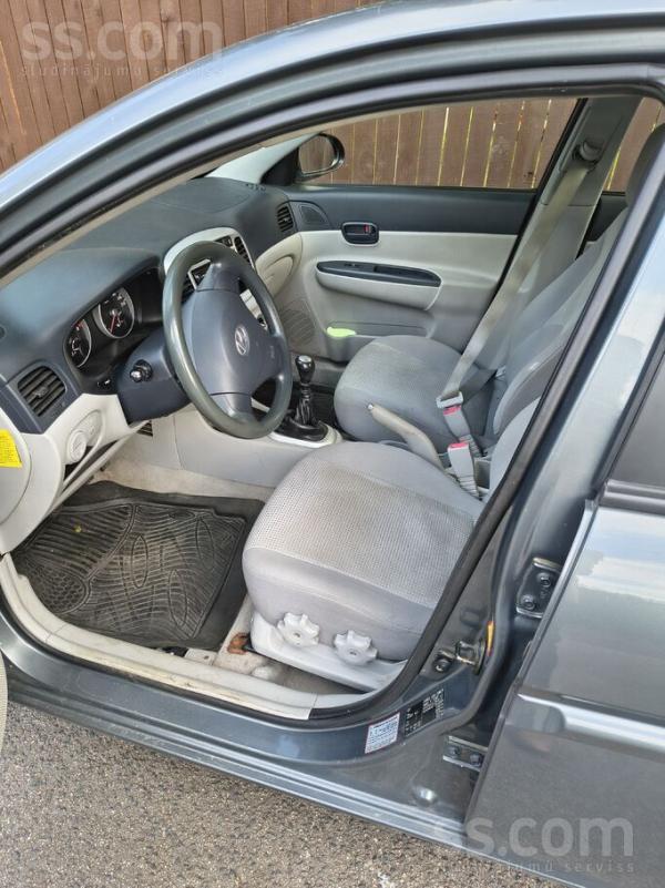 Pelēks Hyundai Accent 2008 Rīga, ar dzinēja tilpumu 1.60 L un nobraukumu 187 tūkst. km par 1700 €, foto 8 vietnē AUTOMOTO.COM.LV