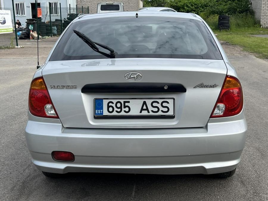 Hyundai Accent 2004 in Narva, with an engine capacity of 1.30 L and mileage of 101 thousand km for 1499 €, photo 9 on AUTOMOTO.COM.LV