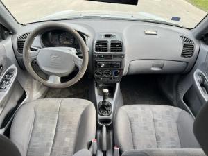Hyundai Accent 2004 in Narva, with an engine capacity of 1.30 L and mileage of 101 thousand km for 1499 €, photo 12 on AUTOMOTO.COM.LV