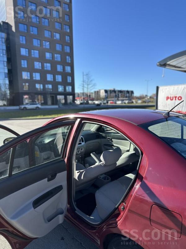 Sarkans Hyundai Accent 2008 Rīga, ar dzinēja tilpumu 1.60 L un nobraukumu 151 tūkst. km par 1680 €, foto 7 vietnē AUTOMOTO.COM.LV