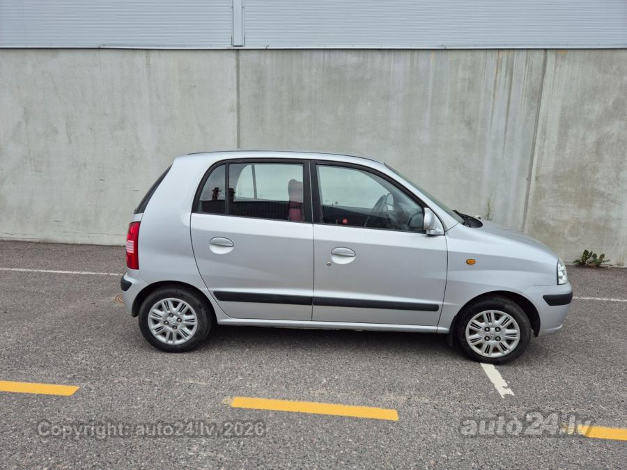 Pelēks Hyundai Atos 2006 Tallina, ar dzinēja tilpumu 1.10 L un nobraukumu 118 tūkst. km par 1200 €, foto 4 vietnē AUTOMOTO.COM.LV