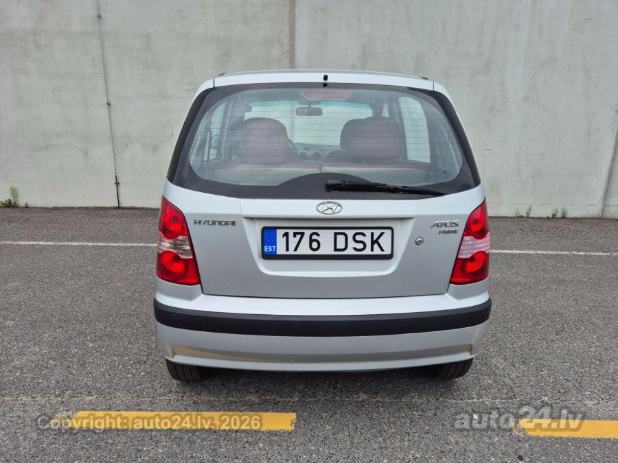 Pelēks Hyundai Atos 2006 Tallina, ar dzinēja tilpumu 1.10 L un nobraukumu 118 tūkst. km par 1200 €, foto 5 vietnē AUTOMOTO.COM.LV