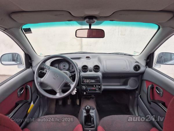 Pelēks Hyundai Atos 2006 Tallina, ar dzinēja tilpumu 1.10 L un nobraukumu 118 tūkst. km par 1200 €, foto 5 vietnē AUTOMOTO.COM.LV