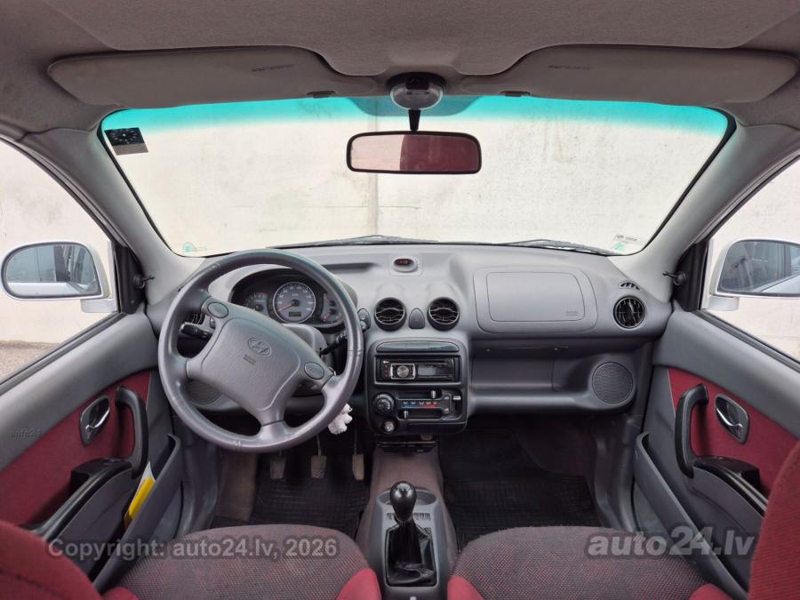 Pelēks Hyundai Atos 2006 Tallina, ar dzinēja tilpumu 1.10 L un nobraukumu 118 tūkst. km par 1200 €, foto 6 vietnē AUTOMOTO.COM.LV