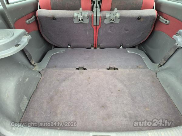 Pelēks Hyundai Atos 2006 Tallina, ar dzinēja tilpumu 1.10 L un nobraukumu 118 tūkst. km par 1200 €, foto 8 vietnē AUTOMOTO.COM.LV