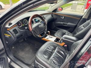 Melns Hyundai Azera 2007 Rīga, ar dzinēja tilpumu 2.20 L un nobraukumu 290 tūkst. km par 2200 €, foto 8 vietnē AUTOMOTO.COM.LV