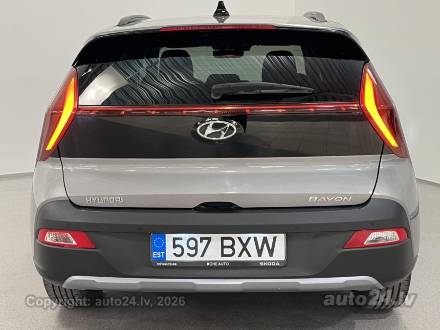 Beige Hyundai Bayon 2023 in Tallinn, with an engine capacity of 1.00 L and mileage of 45 thousand km for 15400 €, photo 5 on AUTOMOTO.COM.LV