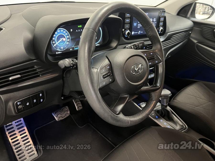 Beige Hyundai Bayon 2023 in Tallinn, with an engine capacity of 1.00 L and mileage of 45 thousand km for 15400 €, photo 8 on AUTOMOTO.COM.LV