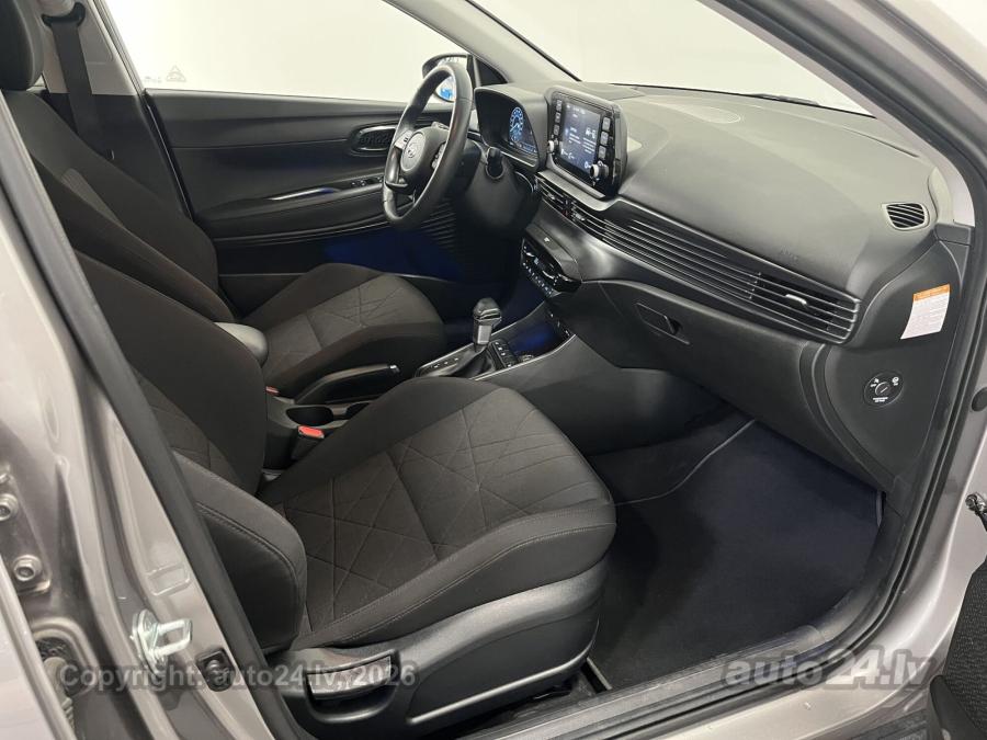 Beige Hyundai Bayon 2023 in Tallinn, with an engine capacity of 1.00 L and mileage of 45 thousand km for 15400 €, photo 17 on AUTOMOTO.COM.LV