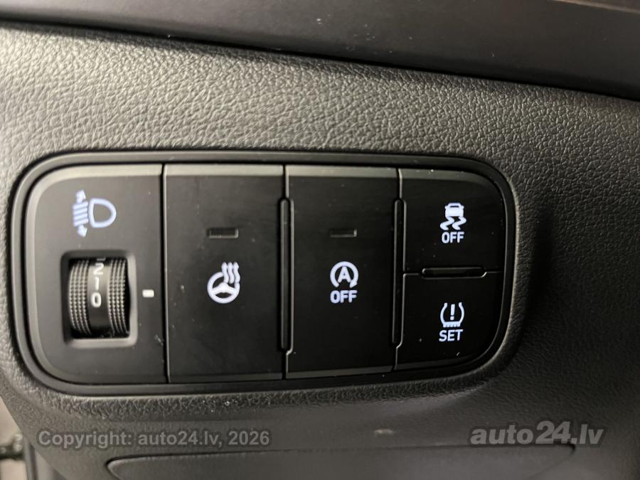 Beige Hyundai Bayon 2023 in Tallinn, with an engine capacity of 1.00 L and mileage of 45 thousand km for 15400 €, photo 20 on AUTOMOTO.COM.LV