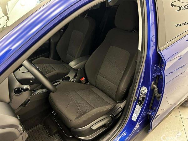 Blue Hyundai Bayon 2022 in Vilnius, with an engine capacity of 1.00 L and mileage of 28 thousand km for 14900 €, photo 8 on AUTOMOTO.COM.LV