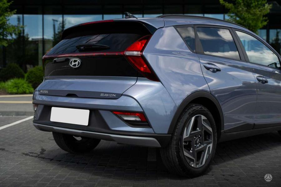 Zils Hyundai Bayon 2025 Viļņa, ar dzinēja tilpumu 1.00 L un nobraukumu 4 tūkst. km par 20999 €, foto 9 vietnē AUTOMOTO.COM.LV