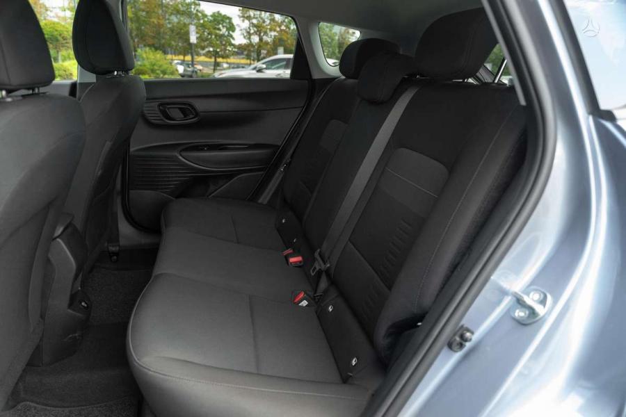 Zils Hyundai Bayon 2025 Viļņa, ar dzinēja tilpumu 1.00 L un nobraukumu 4 tūkst. km par 20999 €, foto 24 vietnē AUTOMOTO.COM.LV