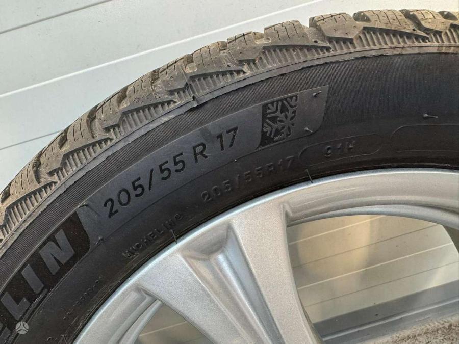 Zils Hyundai Bayon 2025 Viļņa, ar dzinēja tilpumu 1.00 L un nobraukumu 4 tūkst. km par 20999 €, foto 42 vietnē AUTOMOTO.COM.LV