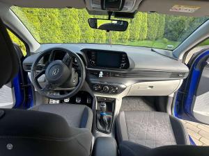 Blue Hyundai Bayon 2021 in Klaipeda, with an engine capacity of 1.00 L and mileage of 92 thousand km for 10500 €, photo 6 on AUTOMOTO.COM.LV