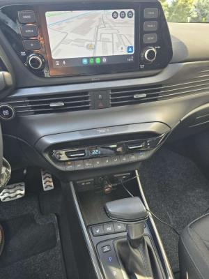 Zils Hyundai Bayon 2023 Klaipėda, ar dzinēja tilpumu 1.00 L un nobraukumu 33 tūkst. km par 17500 €, foto 13 vietnē AUTOMOTO.COM.LV