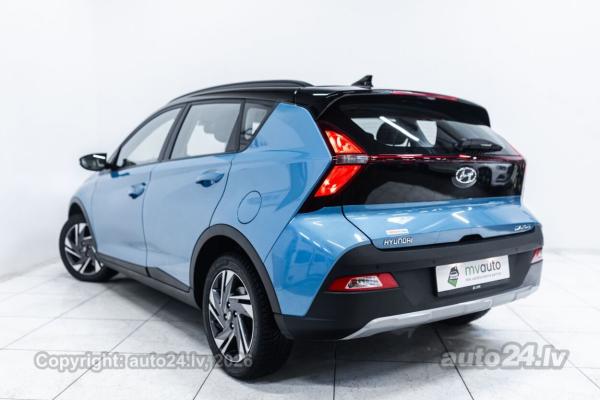 Blue Hyundai Bayon 2021 in Tallinn, with an engine capacity of 1.00 L and mileage of 30 thousand km for 14990 €, photo 8 on AUTOMOTO.COM.LV