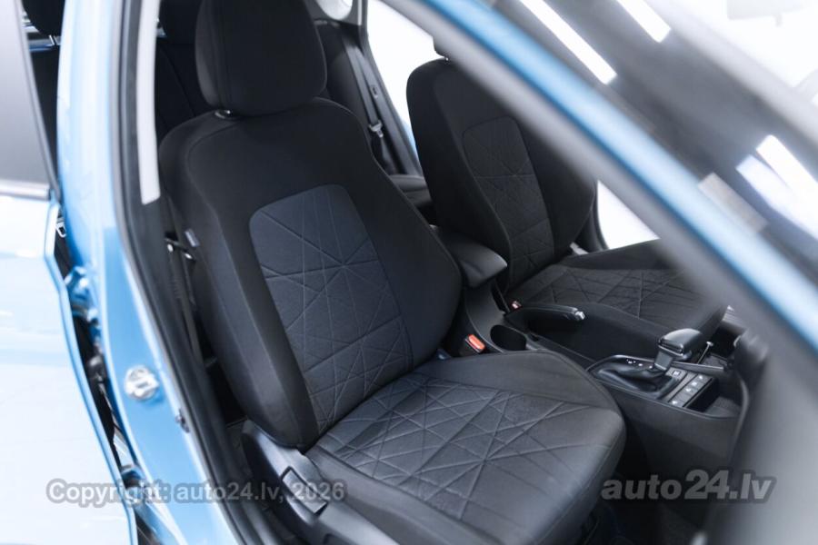 Blue Hyundai Bayon 2021 in Tallinn, with an engine capacity of 1.00 L and mileage of 30 thousand km for 14990 €, photo 18 on AUTOMOTO.COM.LV