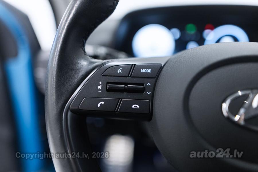 Blue Hyundai Bayon 2021 in Tallinn, with an engine capacity of 1.00 L and mileage of 30 thousand km for 14990 €, photo 28 on AUTOMOTO.COM.LV